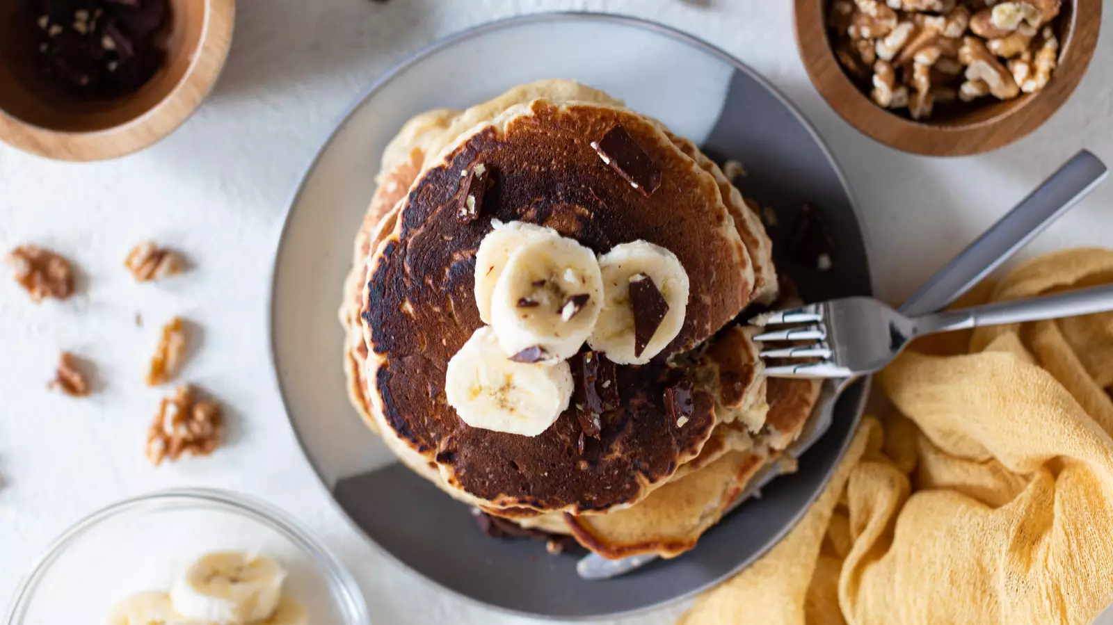 Receta e shpejtë e petullave me banane