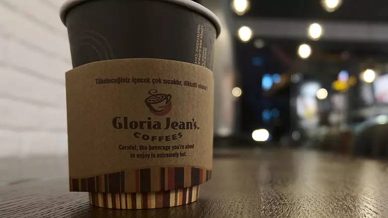 Gloria Jean-ийн кофены аяга