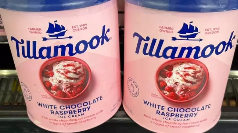 tillamook valge šokolaadi vaarikas