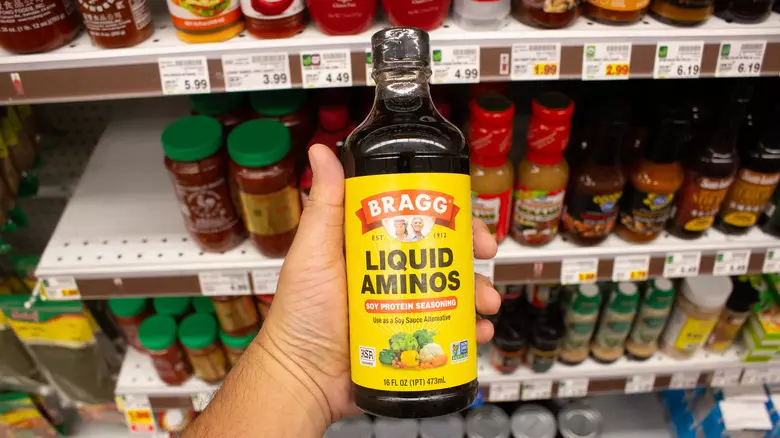 Botlolo ea Bragg Liquid Aminos