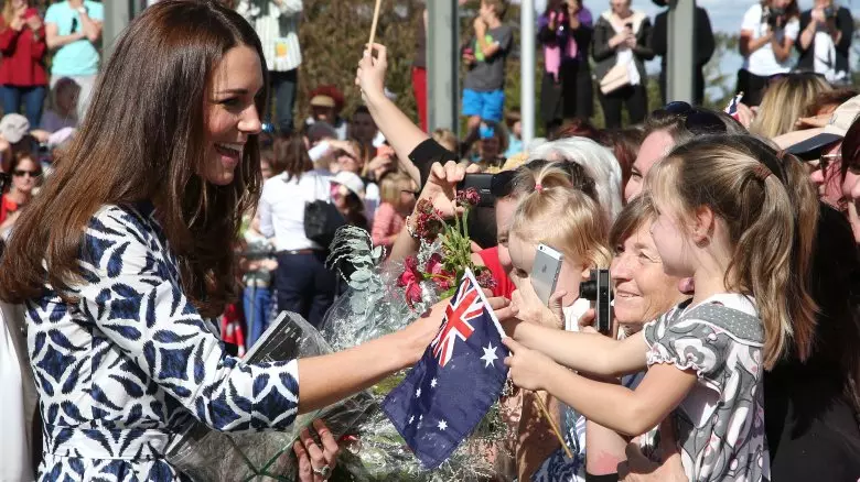 Kate feiloai i tagata lautele