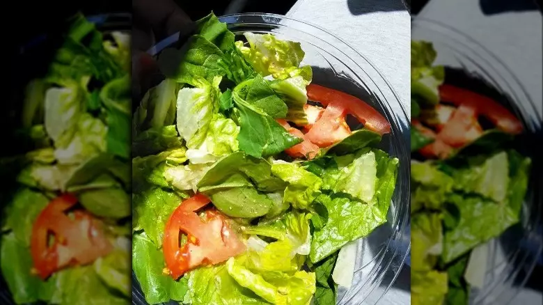 Side Salade vu McDonald's a Plastiksschüssel