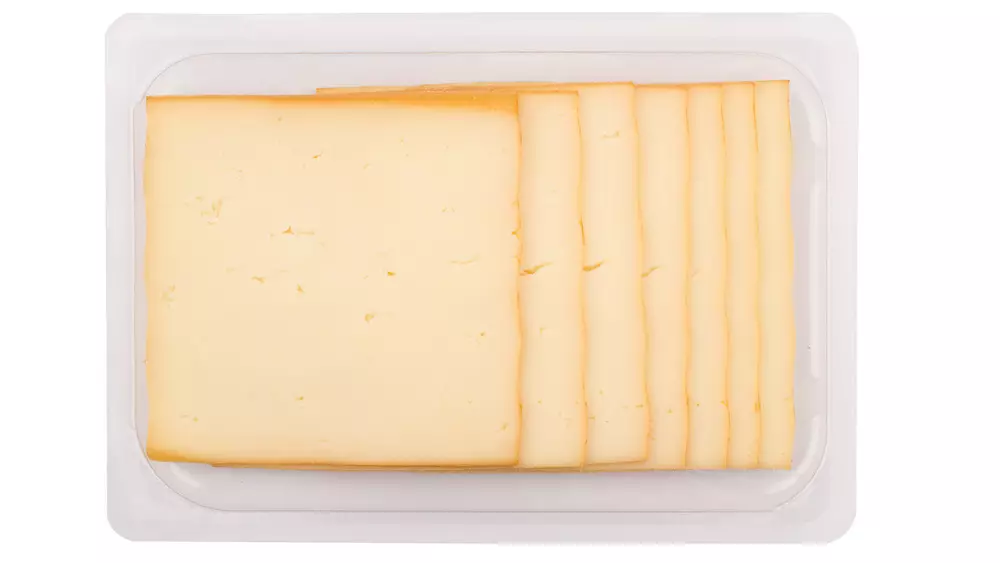 Scheiben von verpacktem Käse