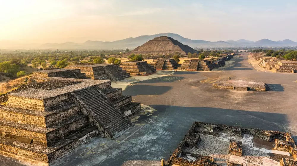 Ruinas aztecas antiguas