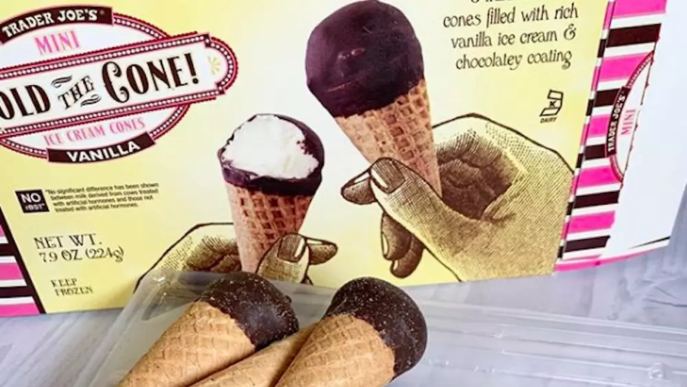 Trader Joe's Hold the Cone! Mini kornútky vanilkovej zmrzliny