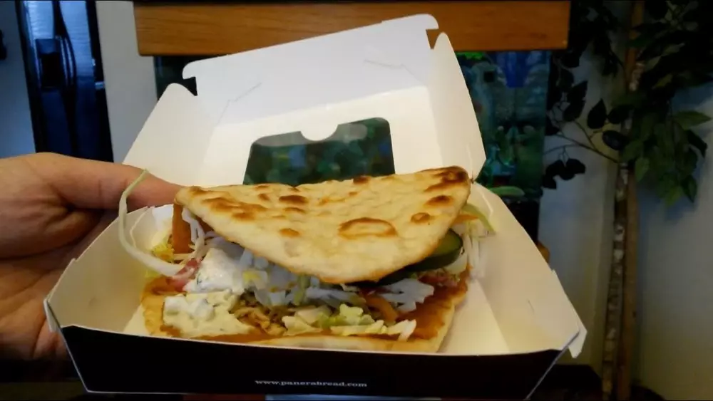 Panera Roti sandwich jeung kéju feta