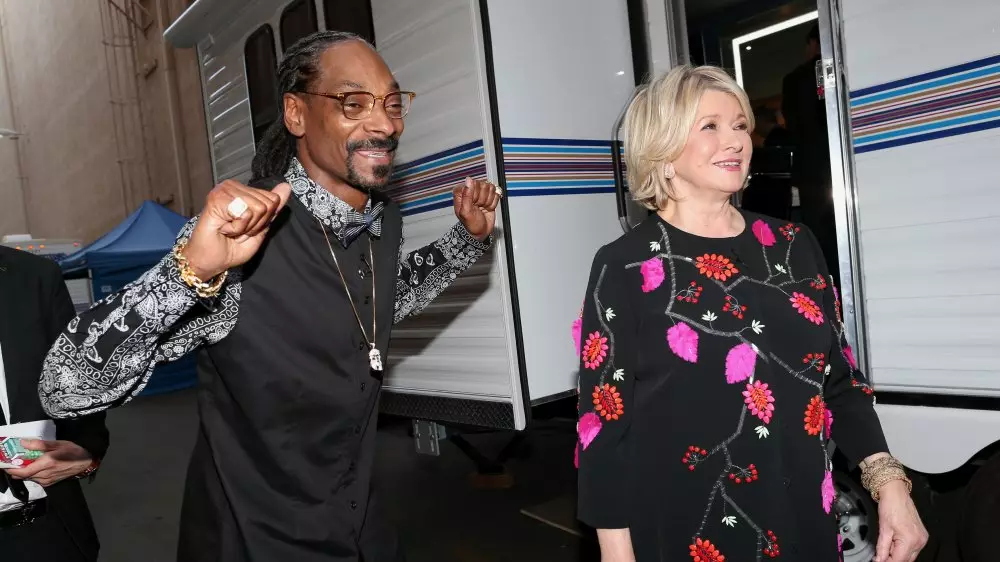 Na fa'aaafia e Snoop Dogg ia Martha Stewart