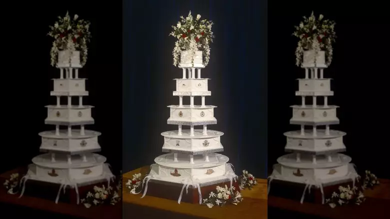 Ang tiered nga cake sa kasal ni Princess Diana