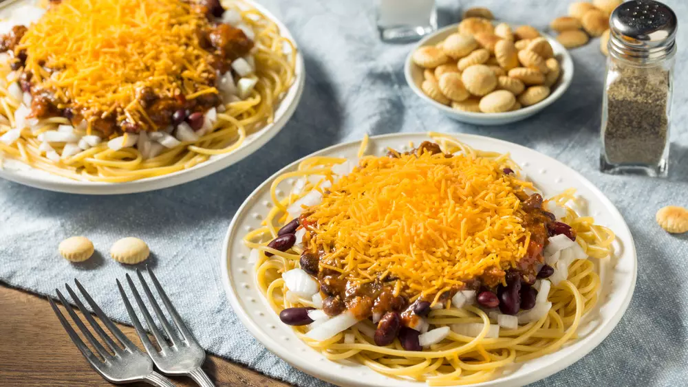 Cincinnati chili cu spaghete