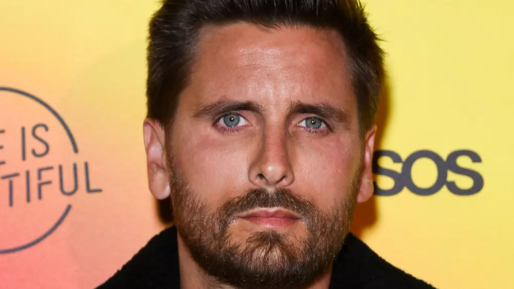 Et nærbilde av Scott Disick