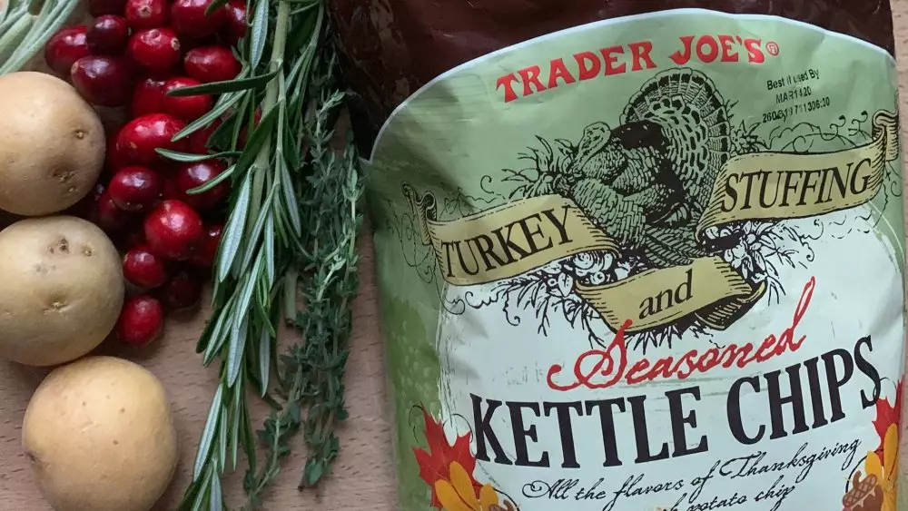 Trader Joe's Turkey ug Stuffing Kettle Chips