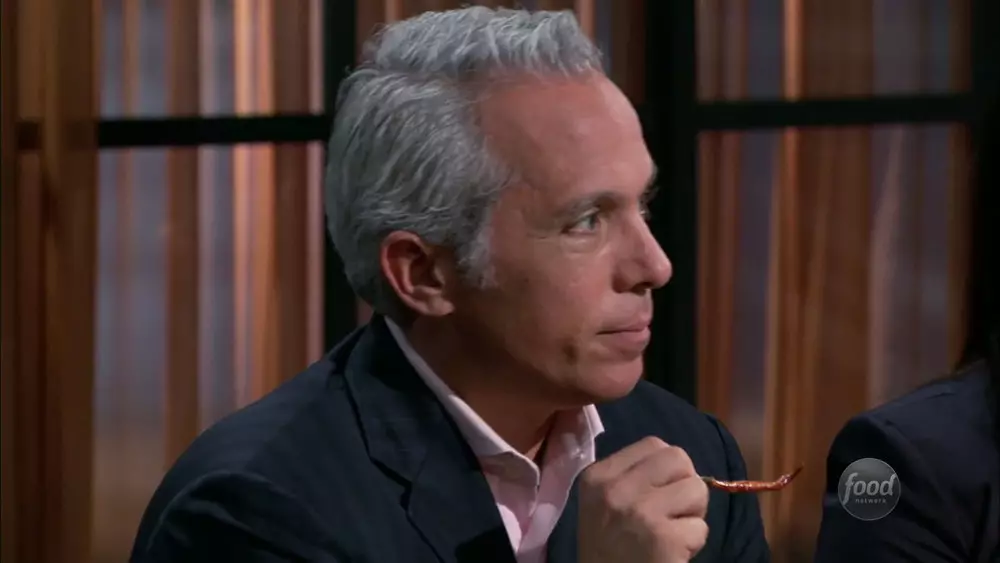 ο Geoffrey Zakarian που δεν εντυπωσιάστηκε κρατά πιπέρι