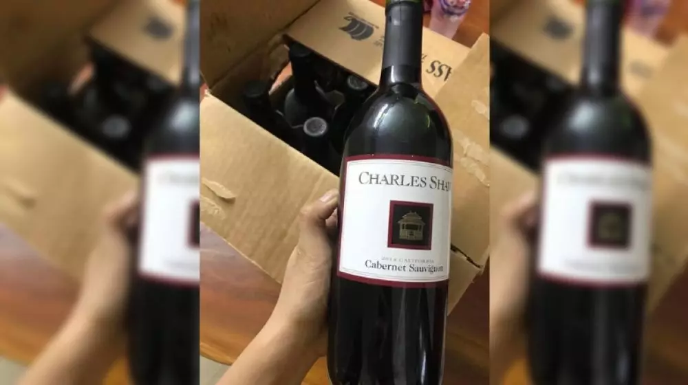 Charles Shaw Cabernet Sauvignon od Trader Joe's