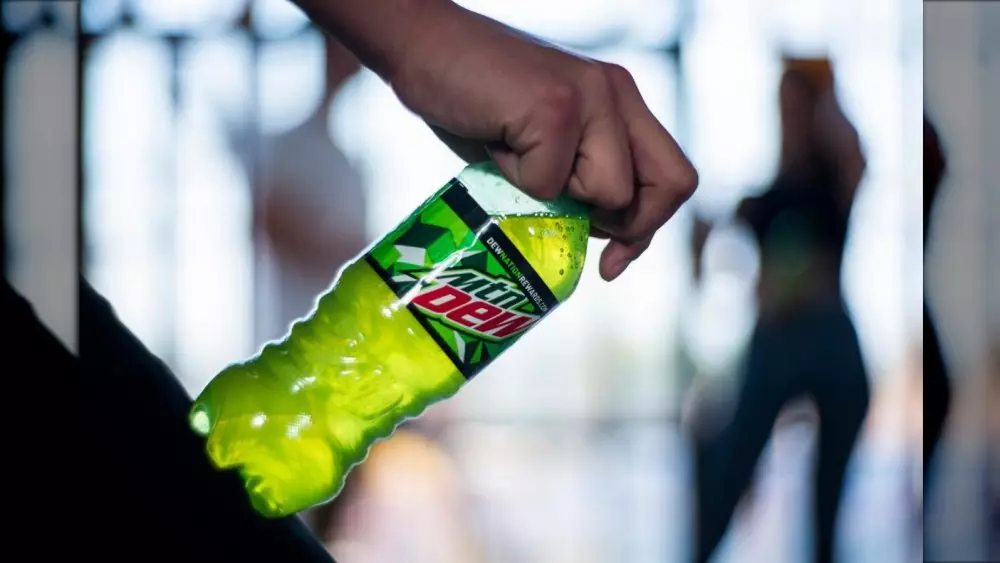 בקבוק של Mountain Dew