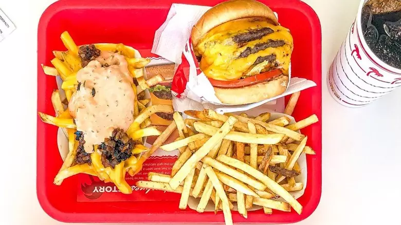 burger in-n-out