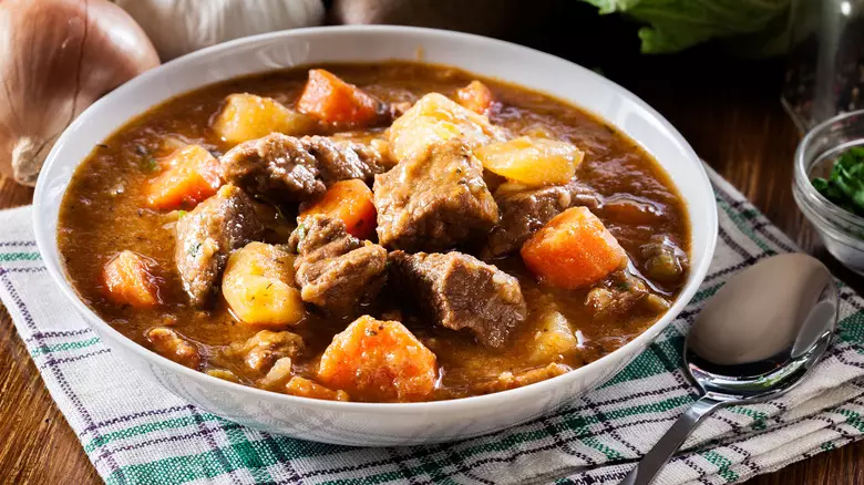 Irish Stew mat Rëndfleesch gemaach