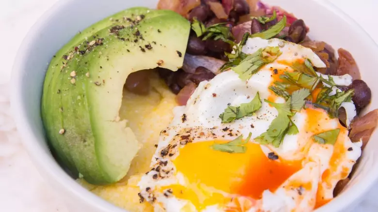 Huevos Rancheros ಉಪಹಾರ ಬಟ್ಟಲುಗಳು 578_1