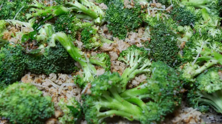 Broccoli di parmigiano arrosto croccanti 580_6