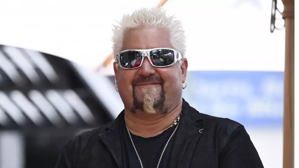 Er Guy Fieri alvöru kokkur?