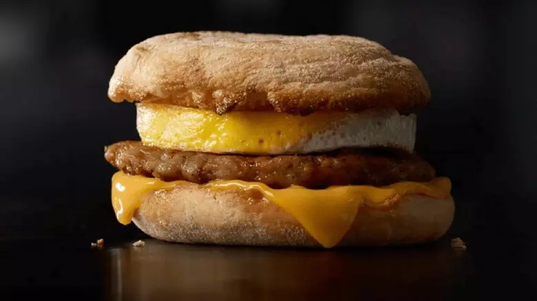 McDonald's шұжық mcmuffin