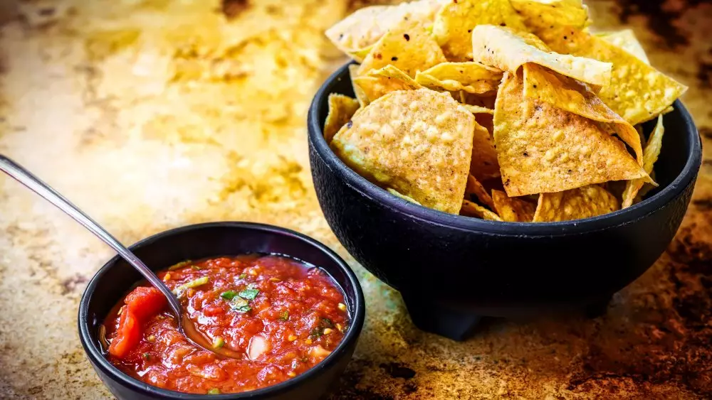 chips at salsa