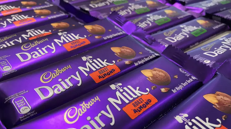 Cadbury Dairy Milk bar