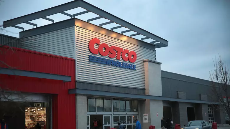 Irakurri hau Costco pastela erosi aurretik