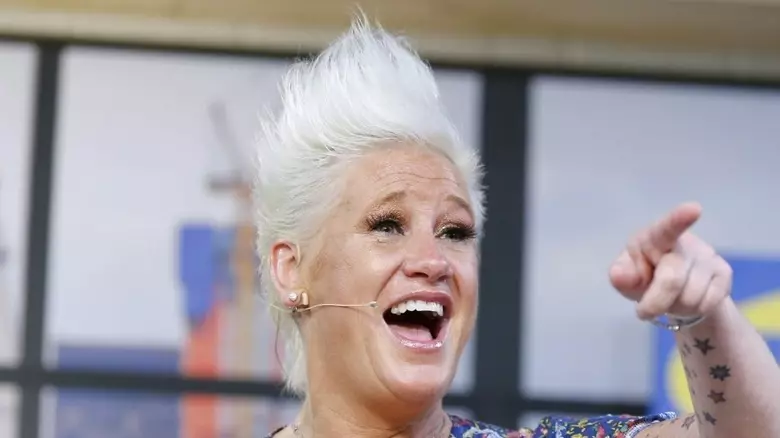 Anne Burrell