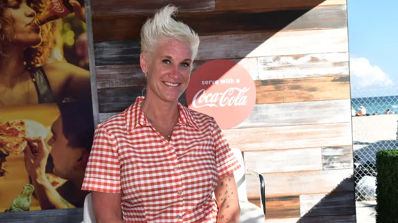 Anne Burrell ketsahalong ea ho saena buka Miami, Florida