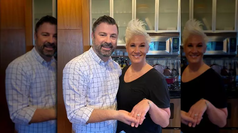 Anne Burrell en har fiancé Stuart Claxton