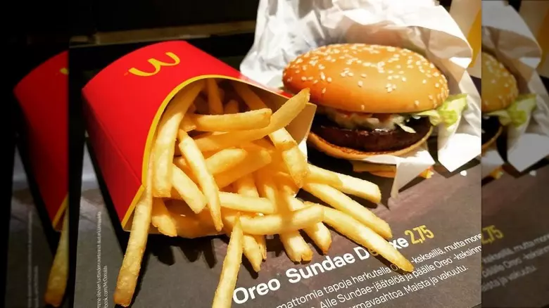 Маквеган з картоплею фрі з McDonald's у Фінляндії