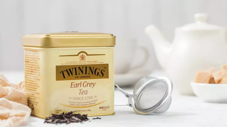 Box of Twinings Earl Grey -teetä