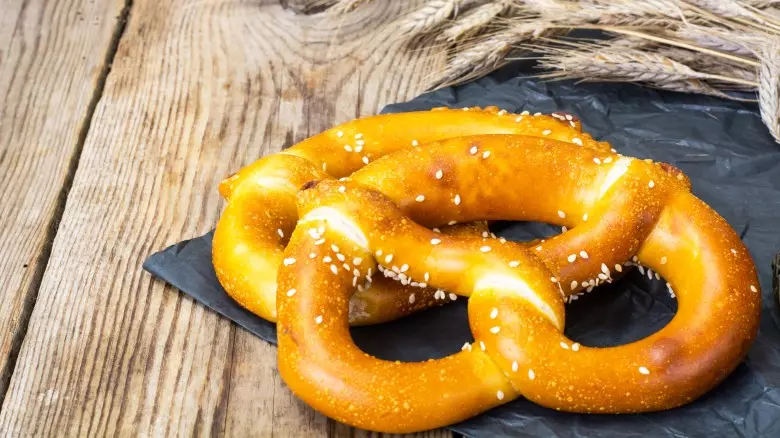 Usichojua Kuhusu Pretzels za Auntie Anne 754_4