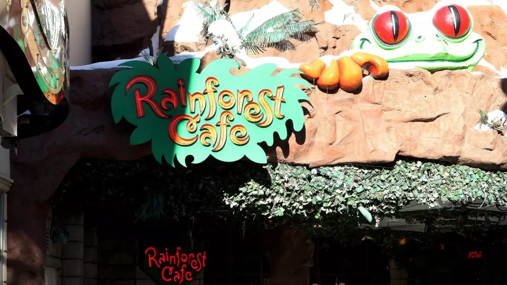 Rainforest Cafe di Air Terjun Niagara, Kanada