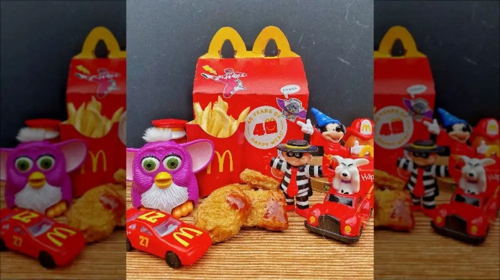 McDonald's Happy Meal s hračkami