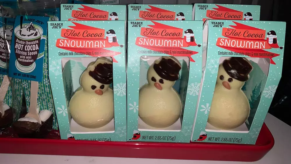 អ្នកជំនួញ joe's snowman