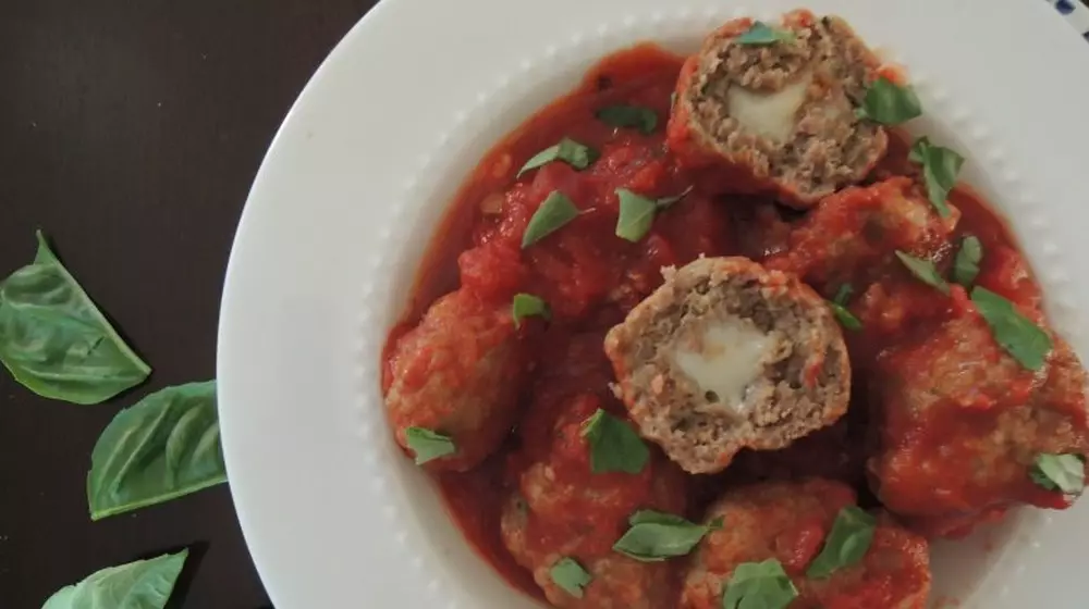 slow cooker mozzarella-stuffed meatballs