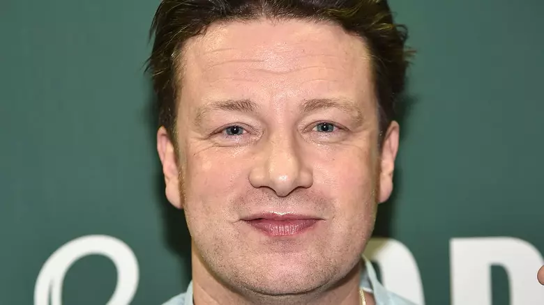 Jamie Oliver mwenye midomo mikali