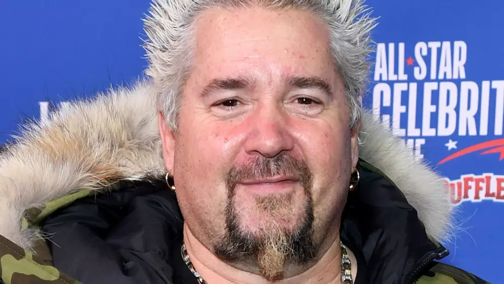 Primo piano di Guy Fieri