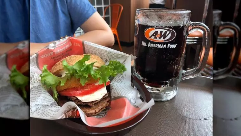 A&W hampurilainen