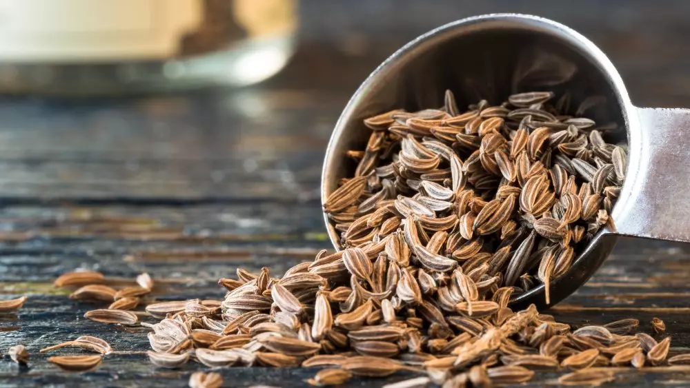 sibi-pẹlu-caraway-irugbin