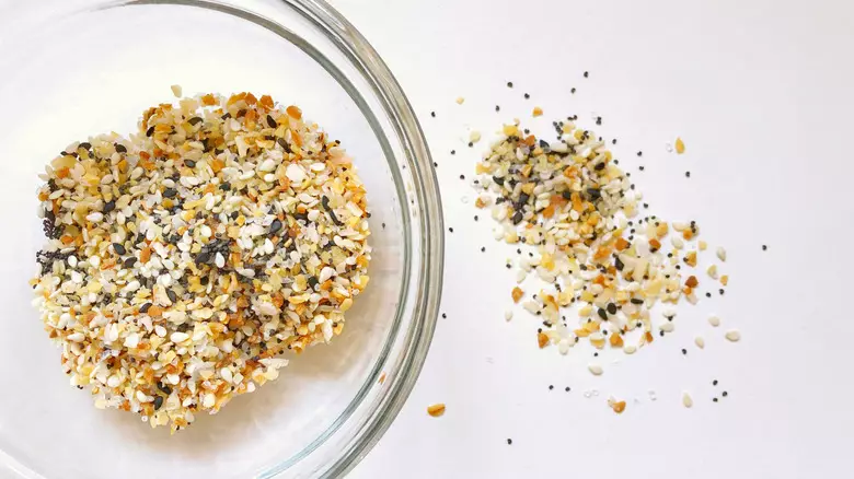 Trader Joe's Everything maliban sa Bagel seasoning