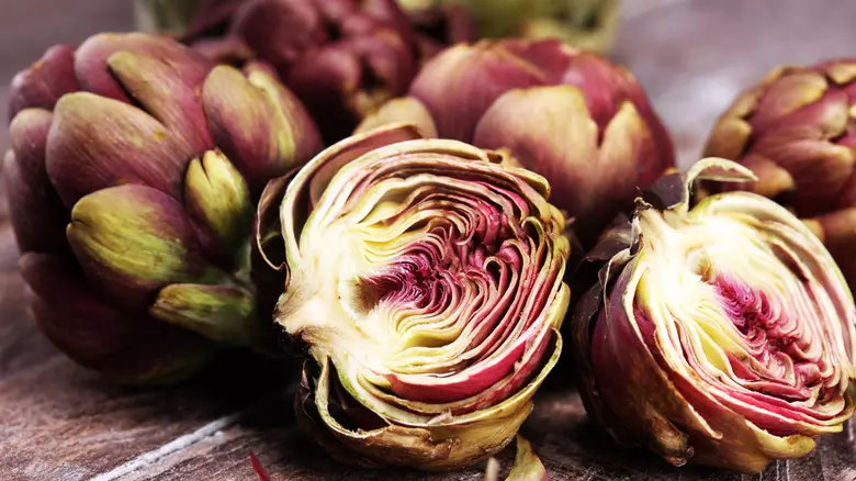 Ieu Naha Anjeun Teu Kudu Dahar Sakabeh Artichoke