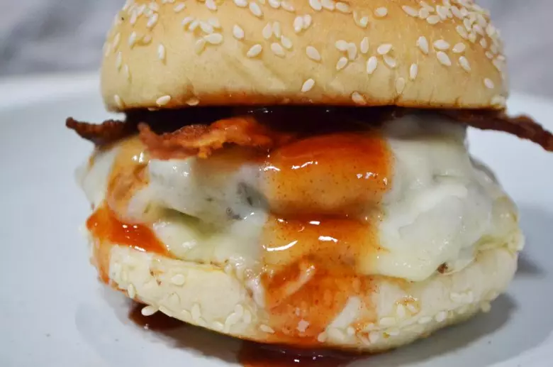 Ikọja Burger O ko Itọwo Ohunelo rara 8955_17