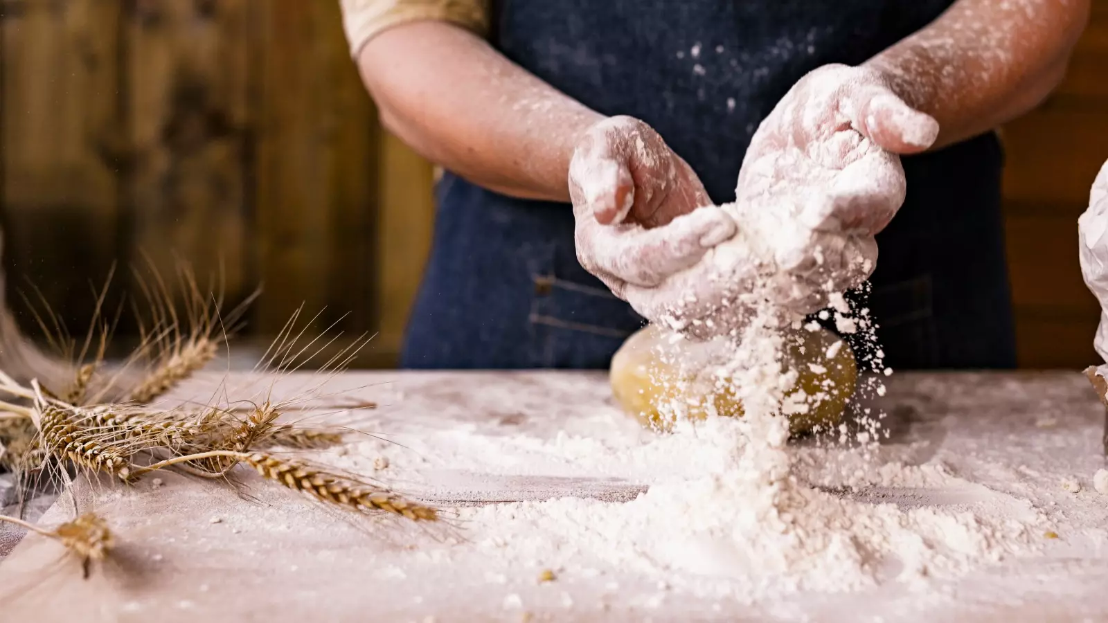 Baker spiega la vera differenza tra pane, torta, farina autolievitante e per tutti gli usi