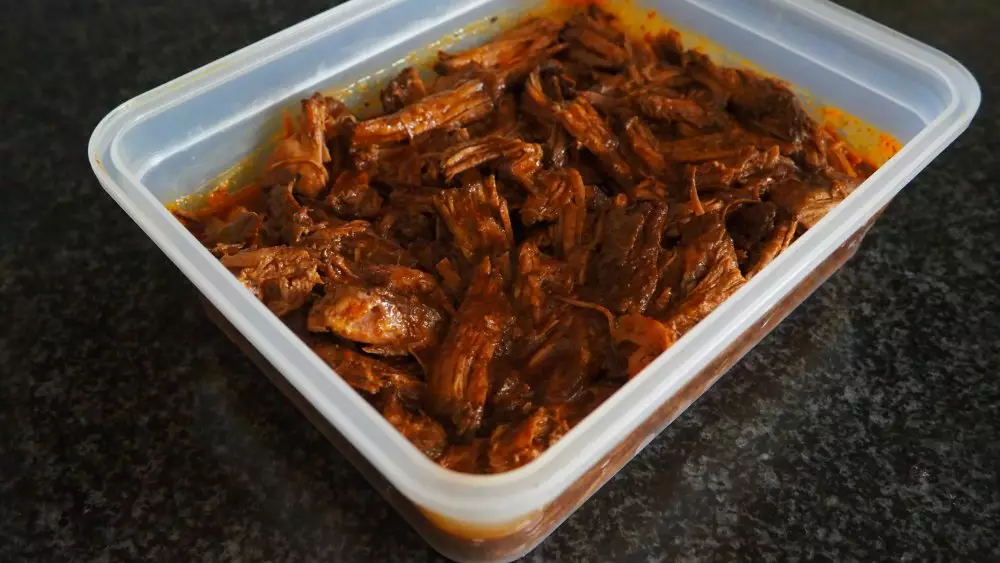 Yuav ua li cas reheat barbacoa rau Chipotle barbacoa copycat daim ntawv qhia