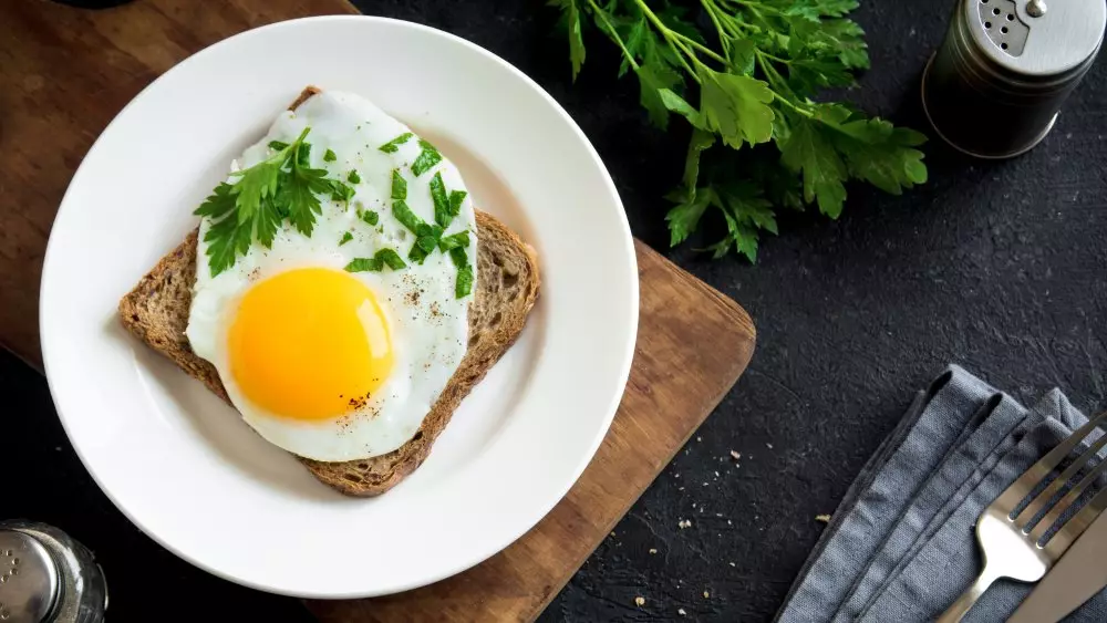 Oeuf sur toast