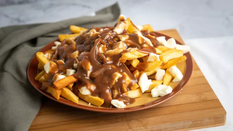 ແຜ່ນ Poutine