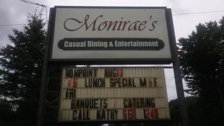 Monirae's Casual Dining and Entertainment