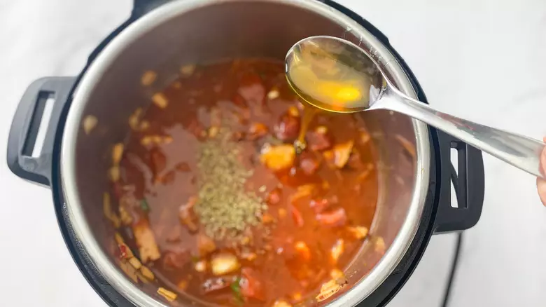 pozole mit einem Twist restlichen Zutaten